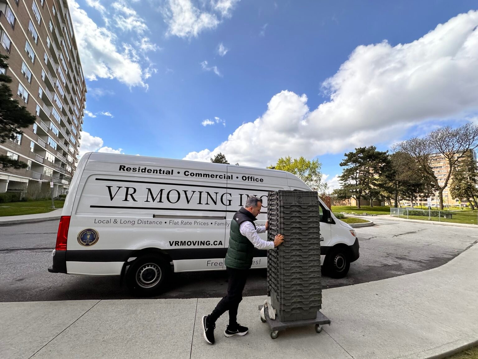 VR Moving: Top-Rated Local Movers in Toronto and Mississauga
